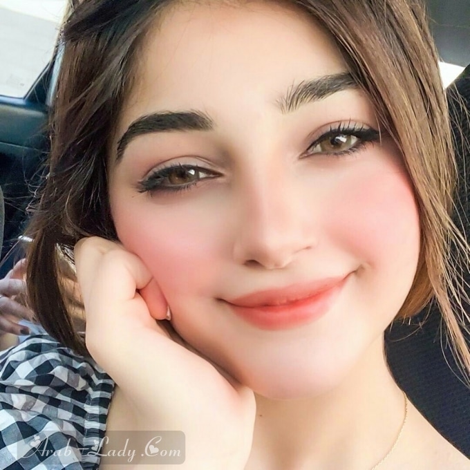 خلطات لخدود وردية دون اللجوء لعمليات التجميل!! - مجلة المرأة العربية